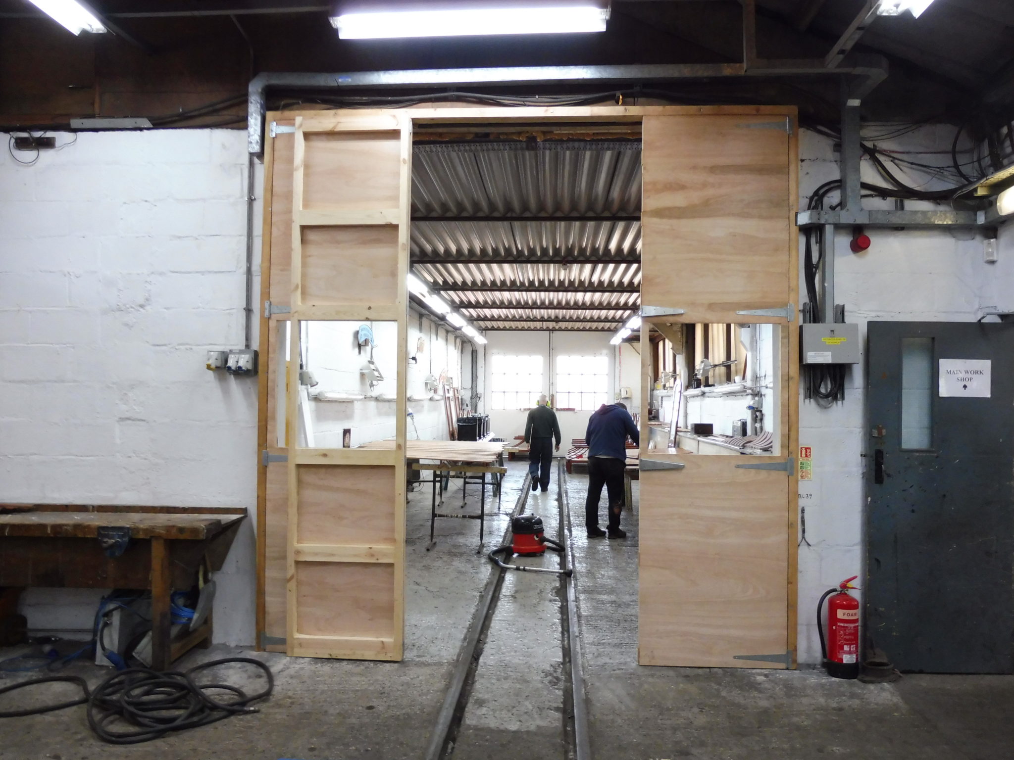 HLF Students Build New Doors – Inside Motion