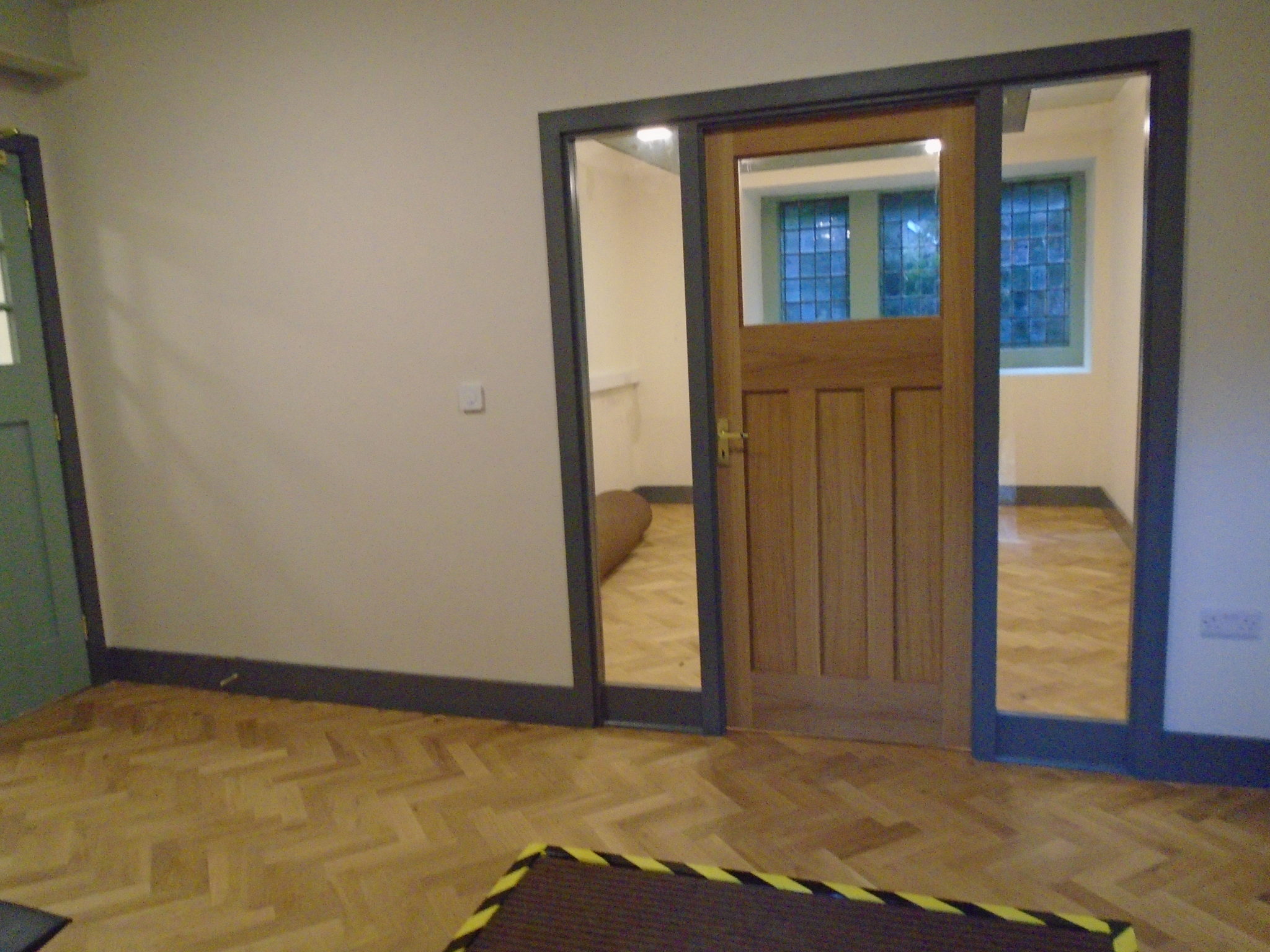 St Cyngar’s Church -Borth y Gest Church Room – Inside Motion